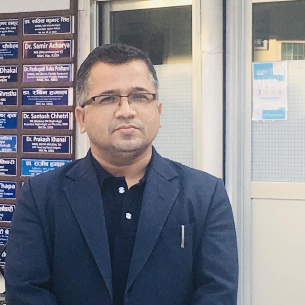 राष्ट्रिय ट्रमा सेन्टरको निर्देशक बने डा. बद्री रिजाल, डा. मरासिनी ...